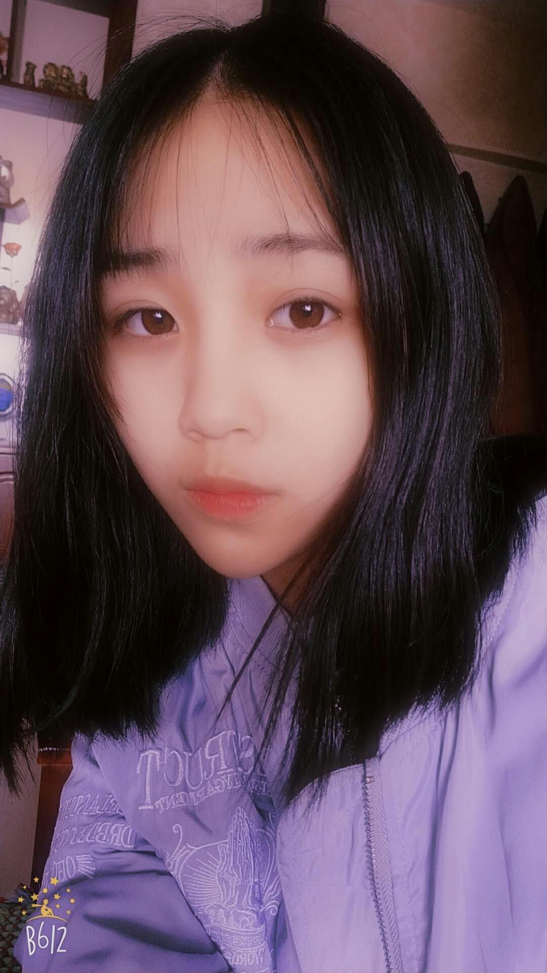 b612相机鹿晗,相机,美颜相机_大山谷图库